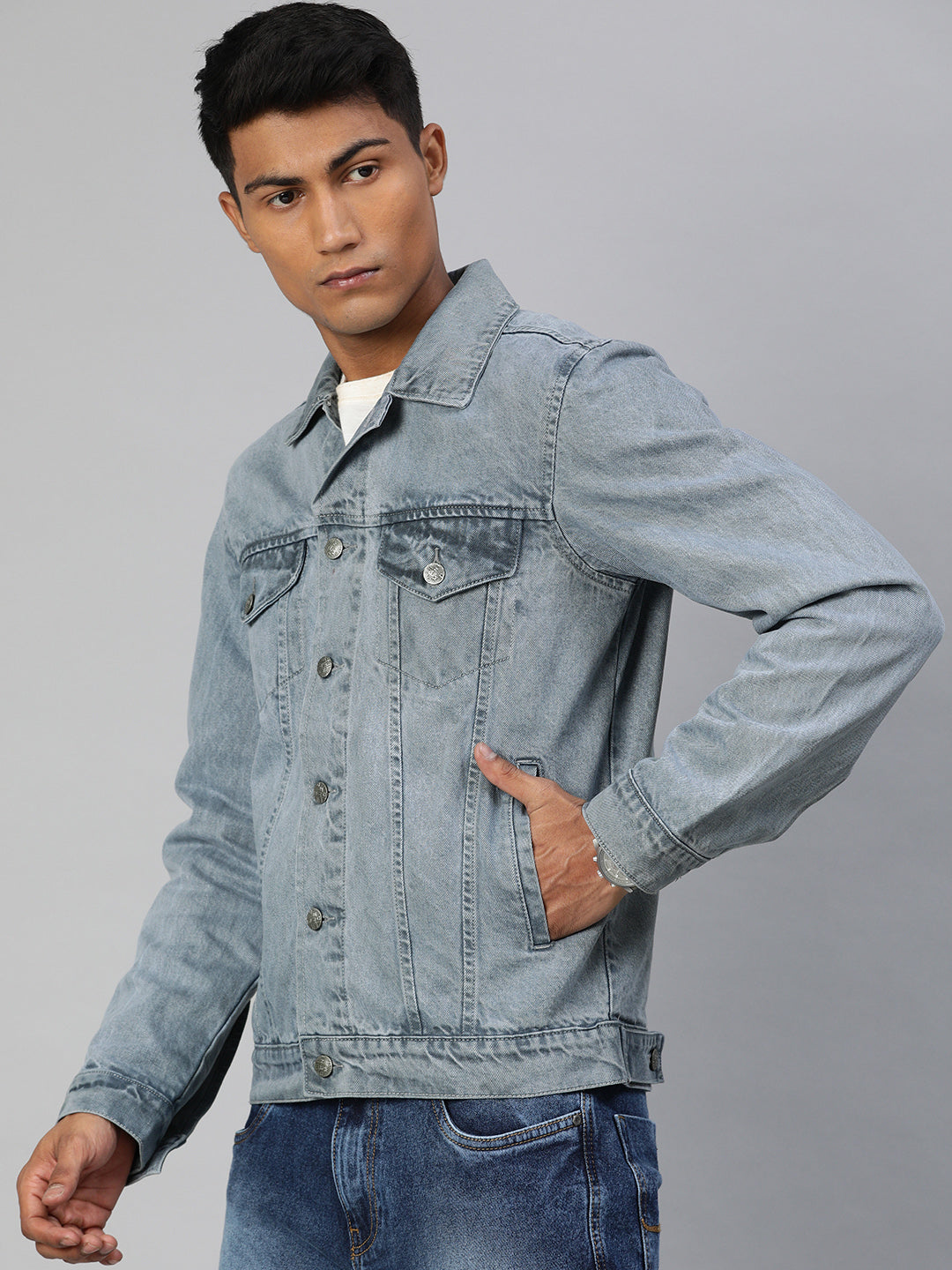 Men's Light Grey Solid Regular Fit Washed Full Sleeve Denim Jacket ...